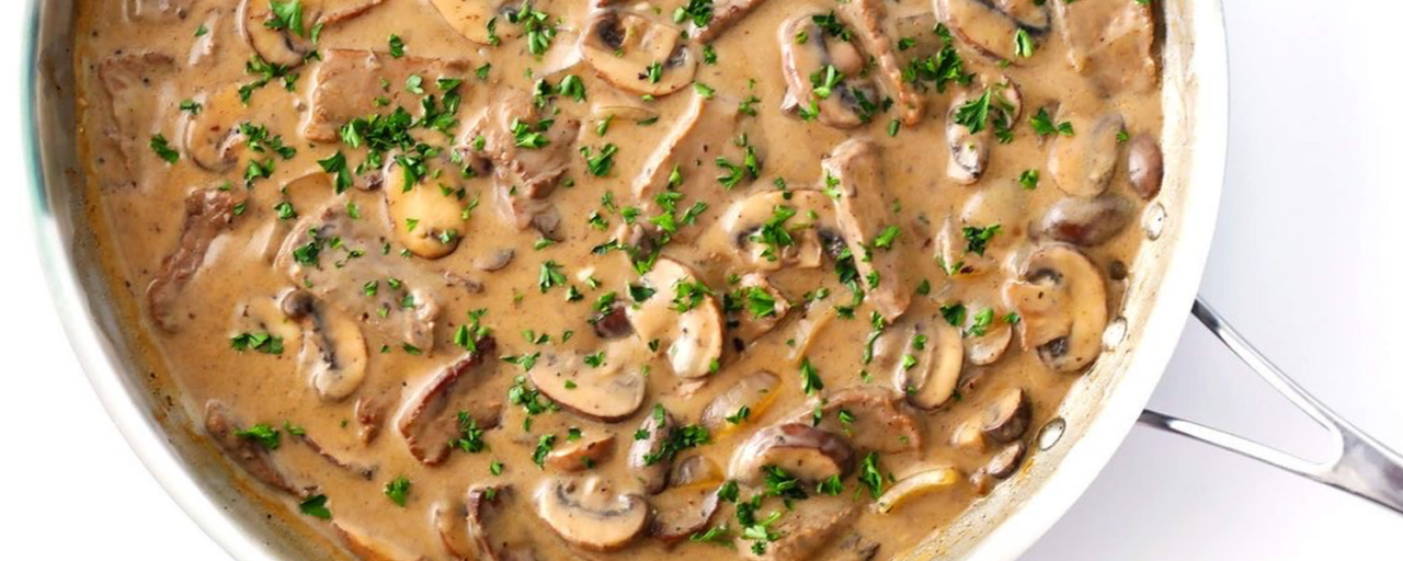 Receita de Strogonoff de carne e cogumelo paris - Blog - Fungo de Quintal